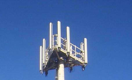 AT&T Exec Shares Capacity-Based FirstNet Band 14 Deployment Plans With ...